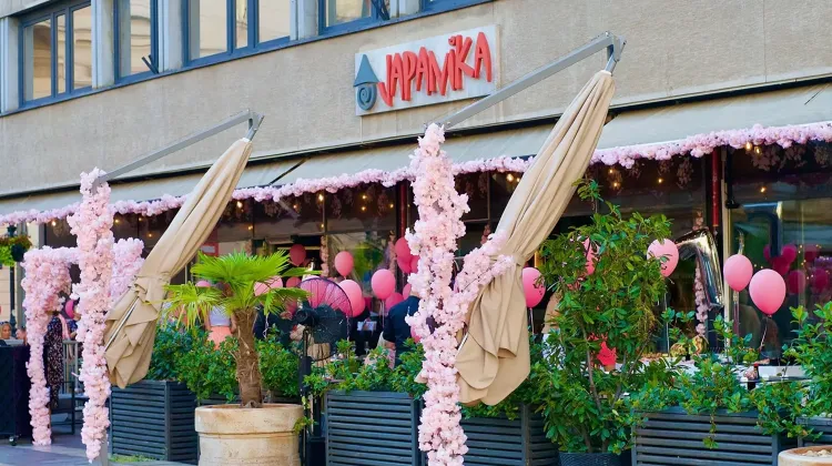 Szakács állás Budapest - Japanika | Budapesti ikonikus étterem ...