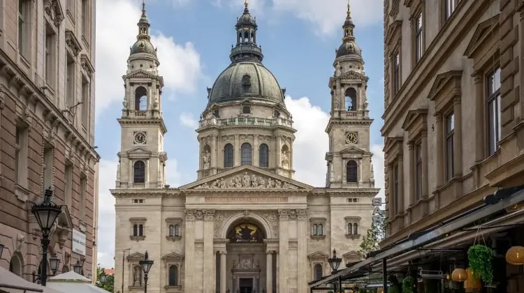 Recepció állás Budapest - Budai helyek | Belvárosi boutique hotel ...
